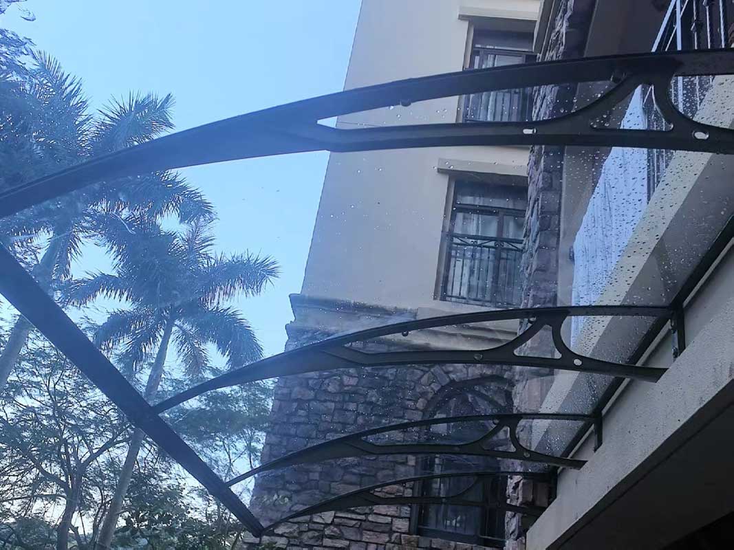 Premium Polycarbonate Awnings - Wall-Mounted Solutions
